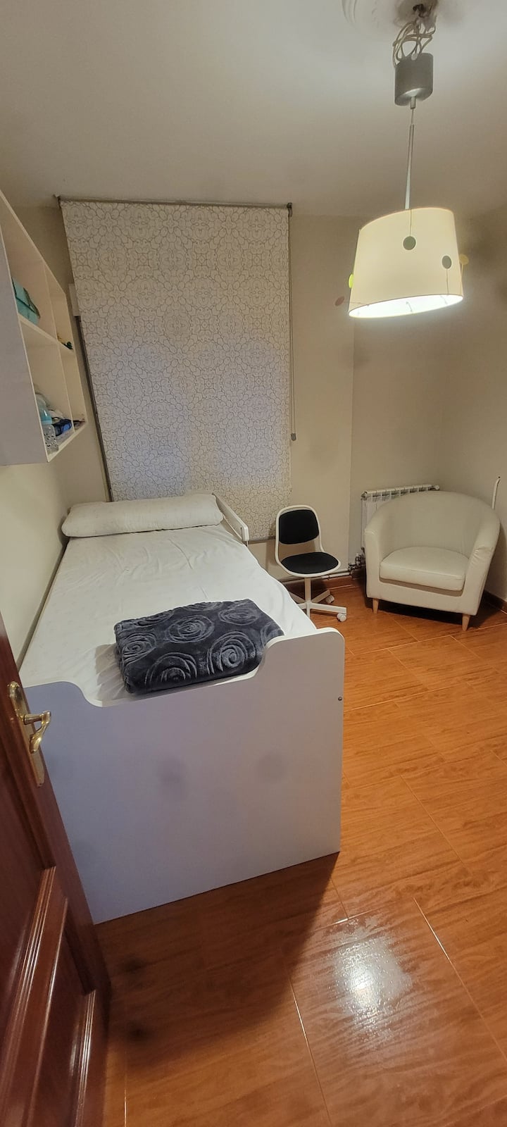 Habitación En Casa Familiar - Gijón