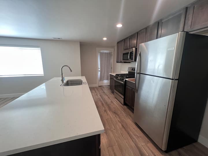 Great Basement Apartment! - Great Salt Lake State Park, Magna