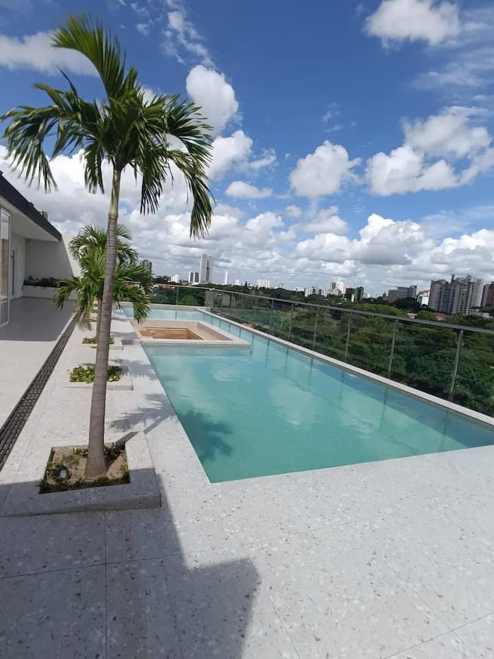 Piscina + Ubicación Top Cerca Equipetrol - Bolivia