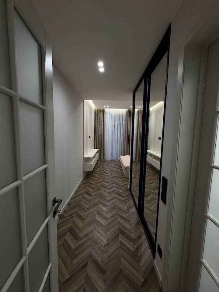 Exceptional 3-bedroom Apartment For Long-term Rent - Dushanbe