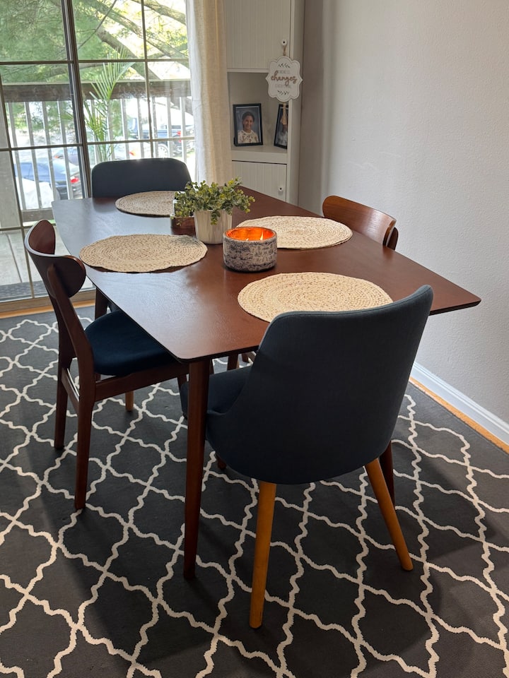 Chill Fairfax Room: Iad&dc Link - Fairfax, VA