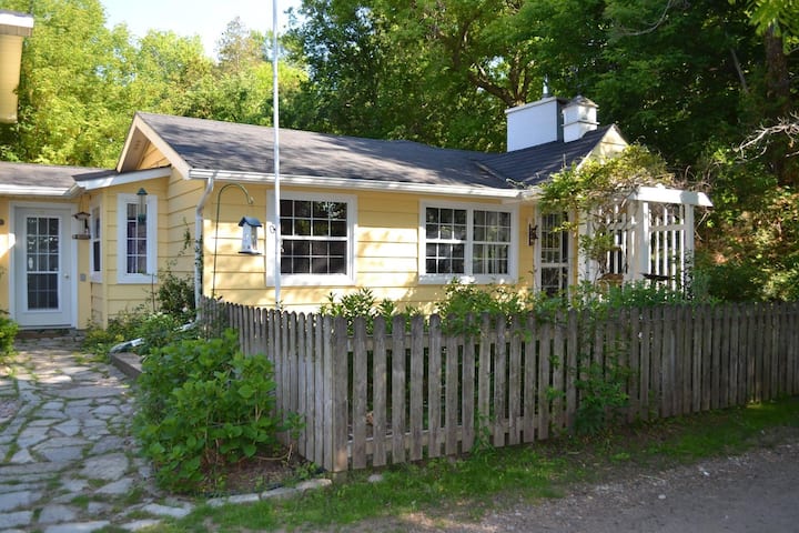 Kincardine Beach Cottage - Kincardine
