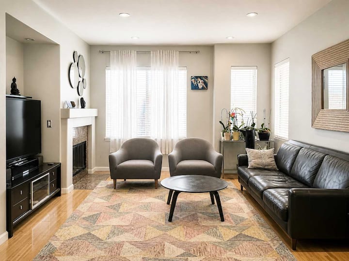 Serene Two-bedroom Stay Near The Pacific - 브리즈번