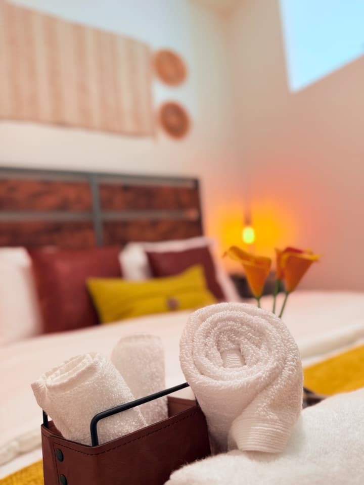 Studio In New Building W/patio+free Parking+pool3 - Tracy Aviary & Botanical Gardens