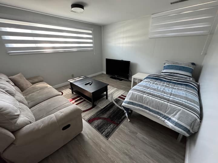 Cozy Ground Floor Flat - Kitchener
