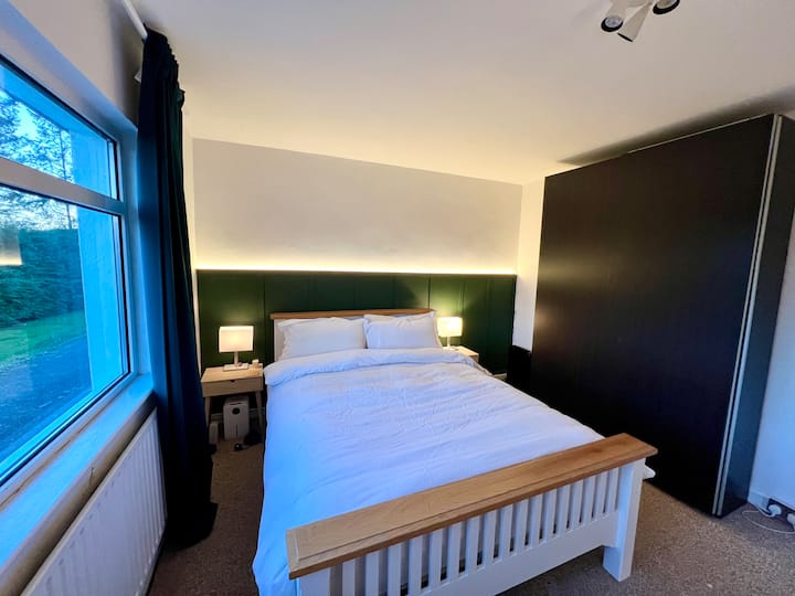 King Room In Wicklow Countryside - Wicklow