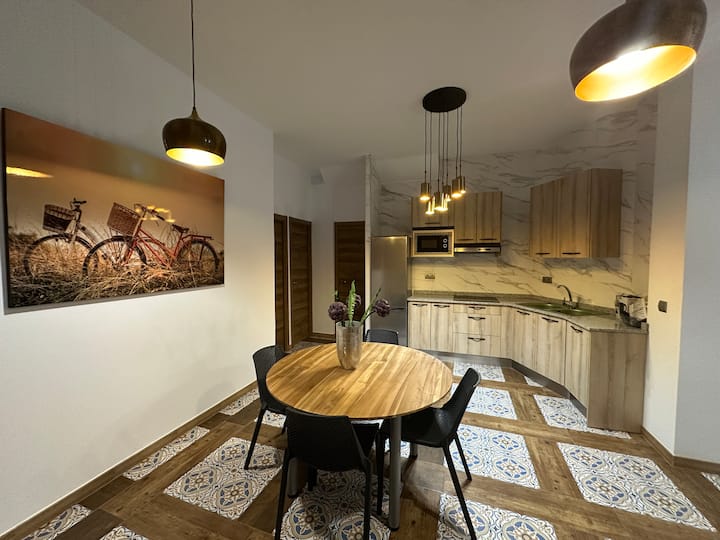 Coccoa Square - Solares