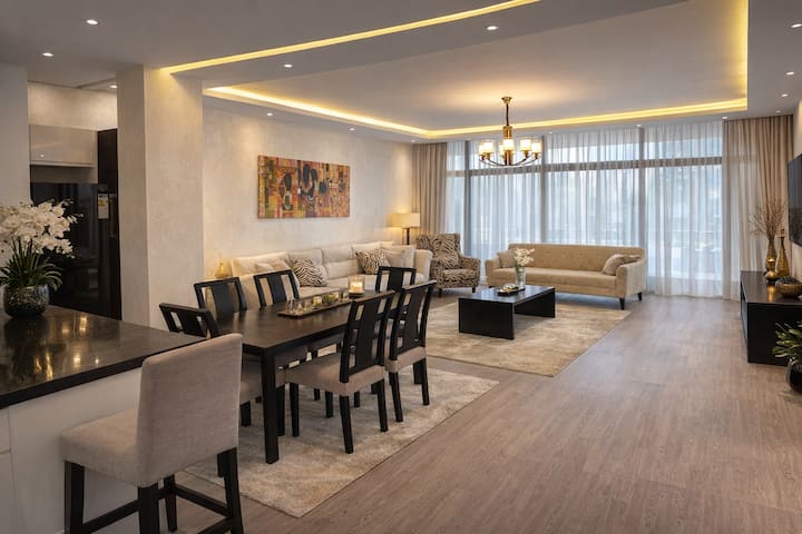 Elegant 3br Apt W/ Fast Wi-fi Near Airport - 아디스아바바