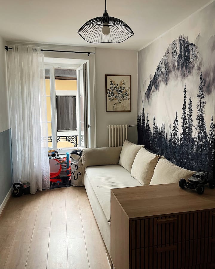 Simple Comfort & Great Location ~Pet-friendly Room - Montreux