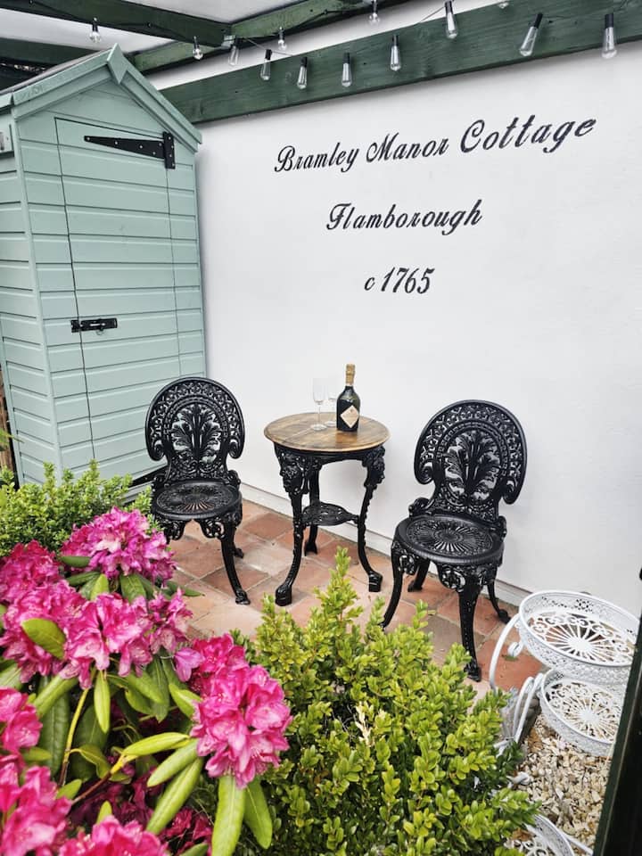 Driftwood. Cosy, Quirky Holiday Hideaway - Flamborough