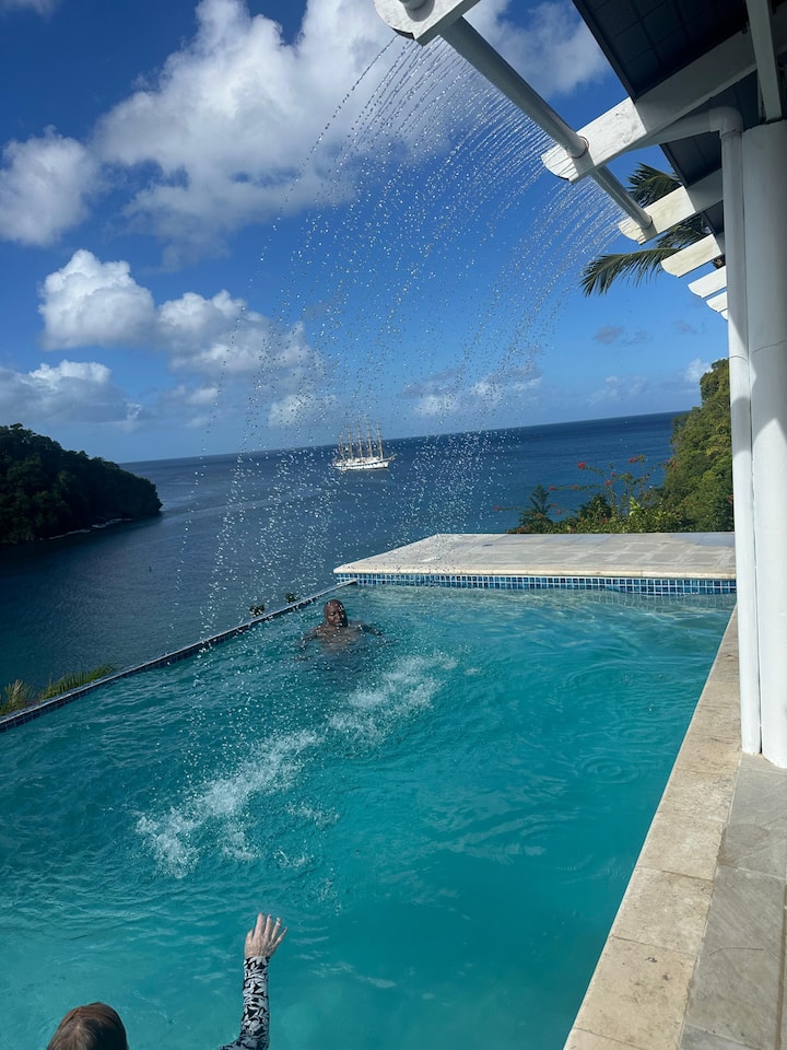 Lush Marigot Bay 2 Bedroom Villa - Up To 6 People! - 세인트루시아