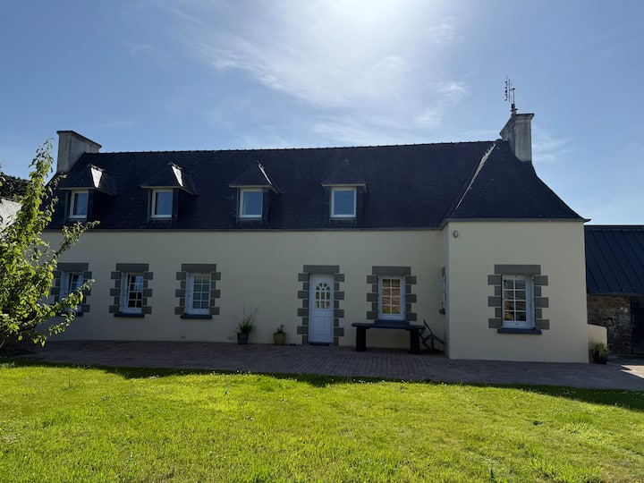 Maison De Vacances Entre Terre Et Mer. 8 Pers. - Locquirec