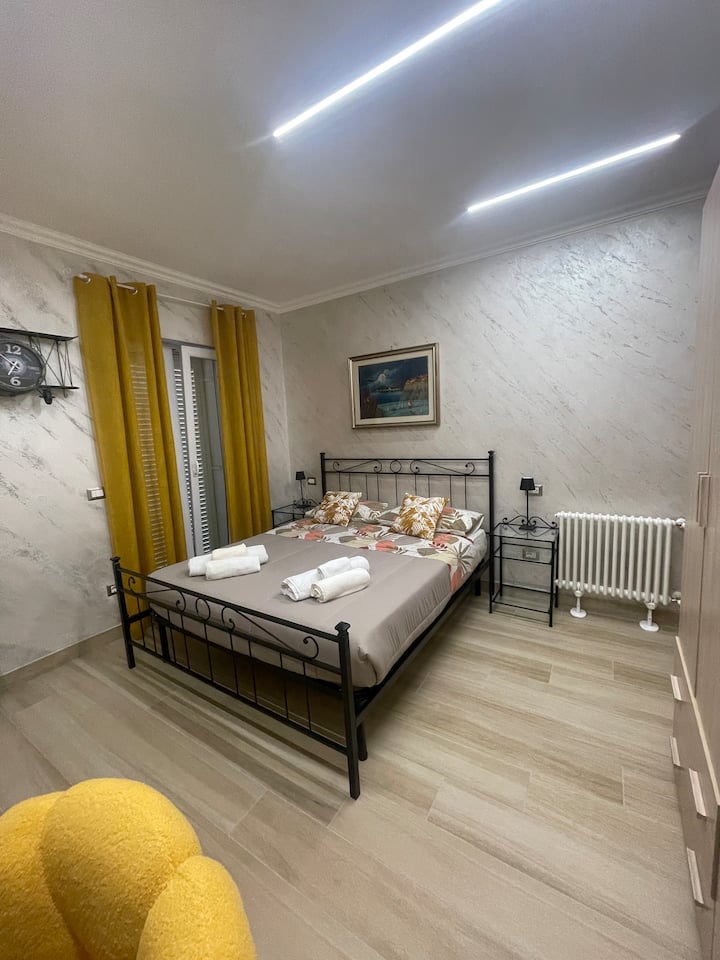 Stanza In Villino Salaria Con Caminetto - Fiano Romano