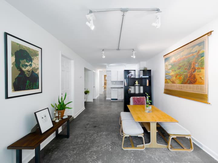 Spacious Garden Apartment + Parking · 17 Min Nyc - Brooklyn, NY