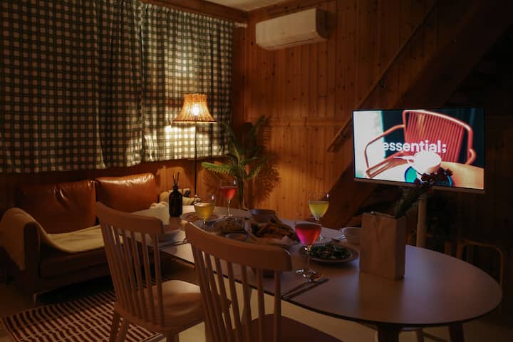 신천 산책로 바로 앞 프라이빗 단독주택 ㅣ무료주차ㅣ삼덕동김광석거리도보10분ㅣ동대구역7분 - Daegu