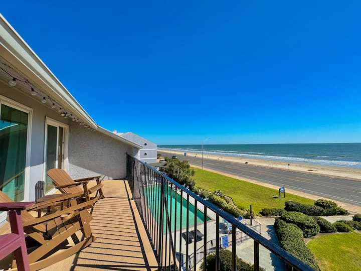 Babes Place|oceanview|walk2beach - Galveston Island, TX