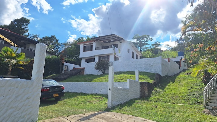 Finca Para Descanso En Familia - Villeta