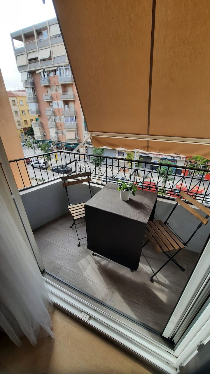 Habitación Para Matrimonio En Alicante - Alicante