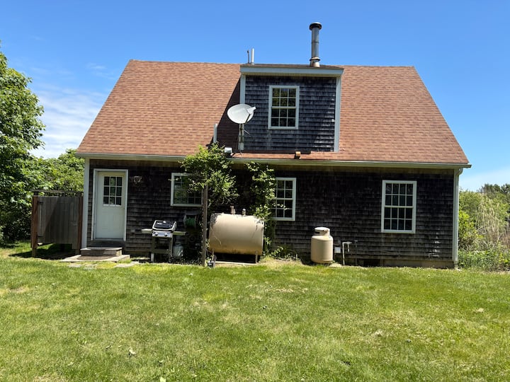 Spacious 4br Retreat W/ Ac - Block Island, RI