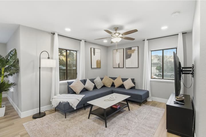 Elegant 4br Reno Retreat - Reno