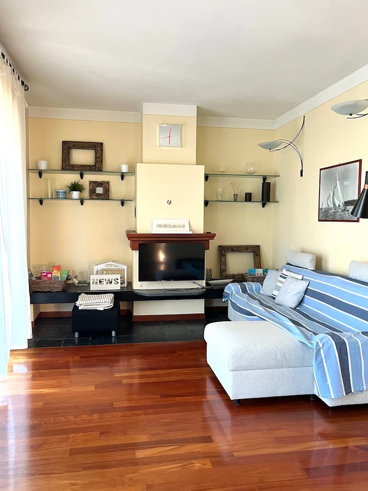 Nice Flat By The Sea Pisa Lucca Wi-fi Free Parking - Viareggio