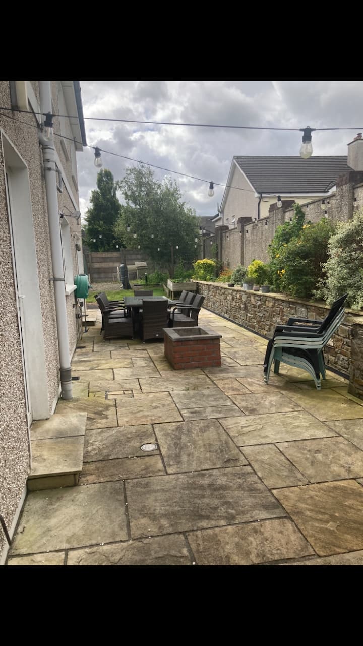 Single Room In Beautiful House - Cork