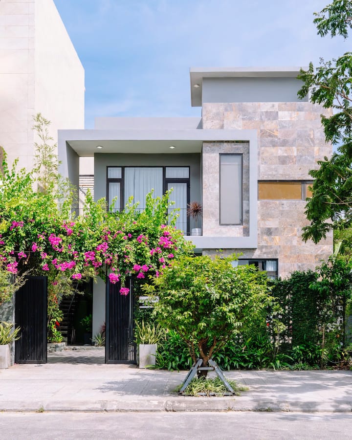 Villa 4br With Private Pool - Free Airport Pick Up - Da Nang