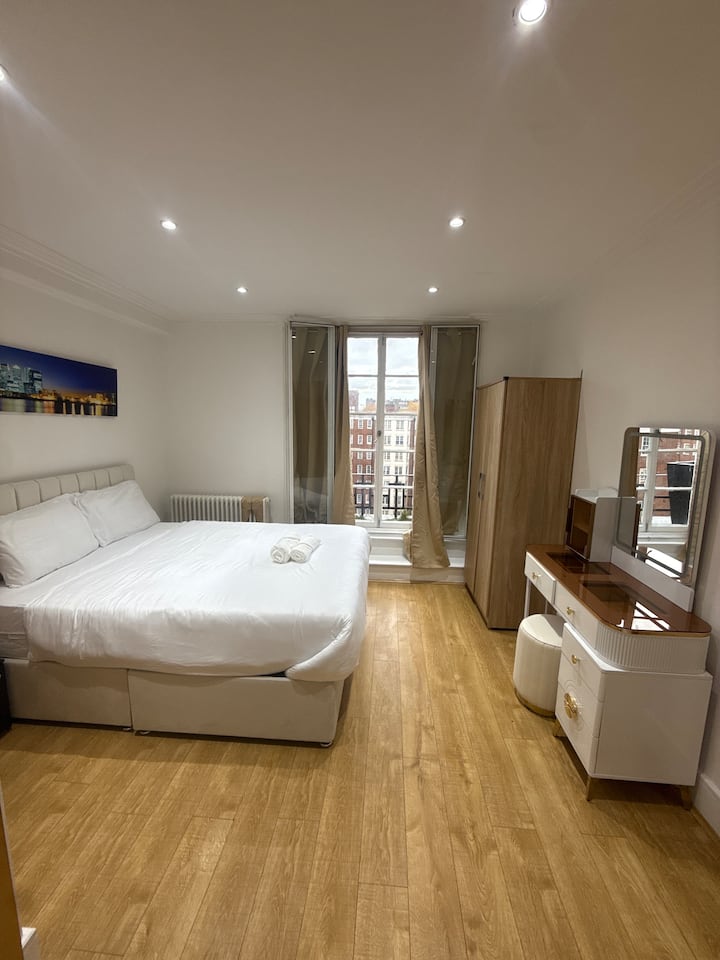 1 Bedroom Apartment - Marylebone