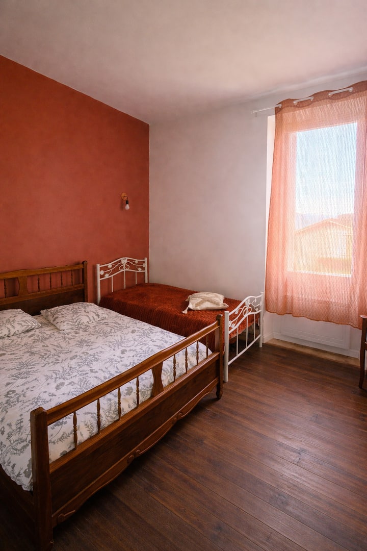 Maison De Charme Avec Terrasse - Bastelica