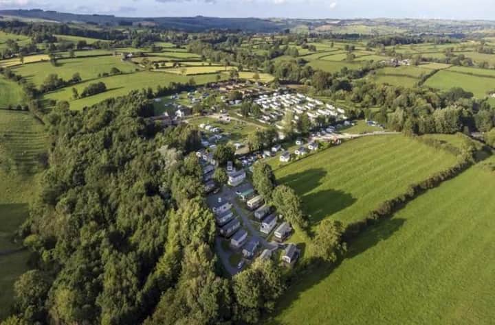 Greenbank's Getaway, Ashbourne Heights, Derbyshire - Alstonefield