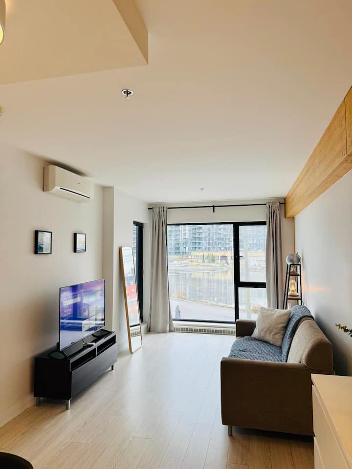 1-bdr In Griffintown/old Port Downtown | 13 - Lasalle