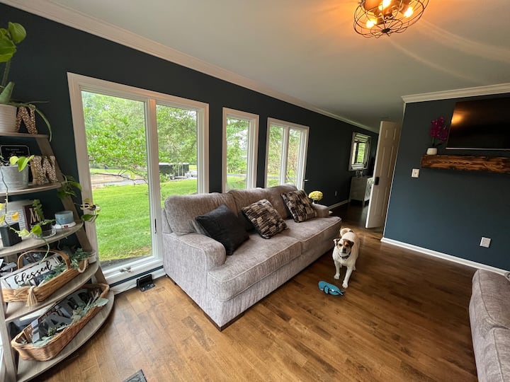 North River Hideaway | King Suite - Havre de Grace, MD