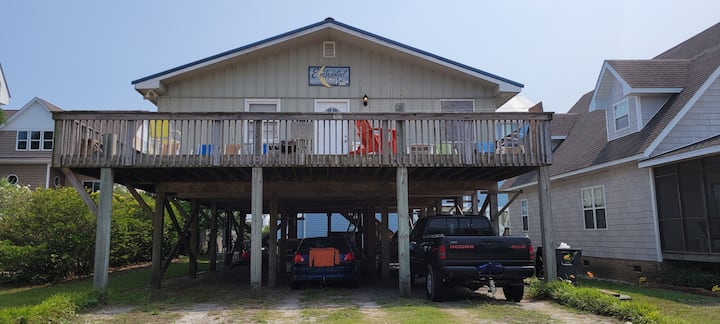 Caribbean Themed Beach House - Carolina Beach, NC