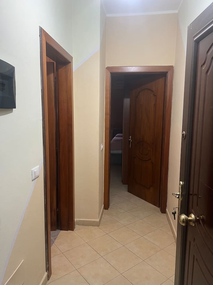 Simple Apartment In Good Spot - Shëngjin