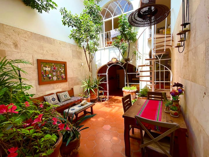 Charming Artistic Retreat - San Miguel de Allende