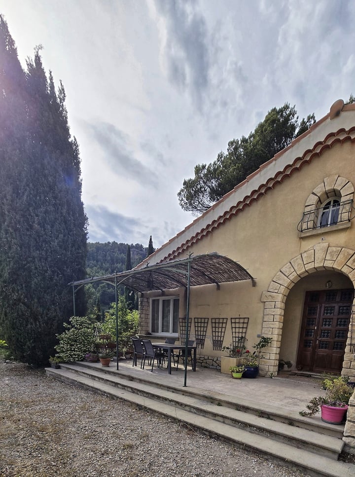 Maison Familiale En Provence - Venasque