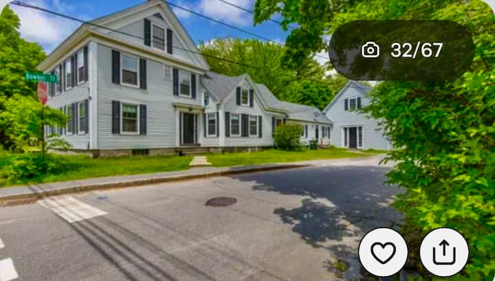 Walk To Town 4br, 200 Yo Home #2 - Brunswick, ME