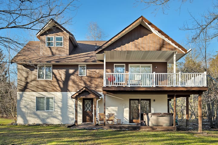 Luxury Mountain Villa- Game Room| Hot-tub| Firepit - Hunter Mountain, NY