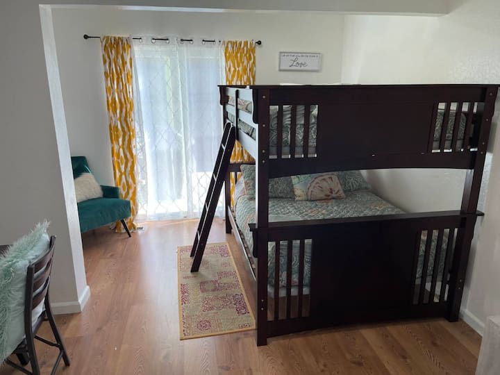 The Bunk Bed Room - 蒙特雷