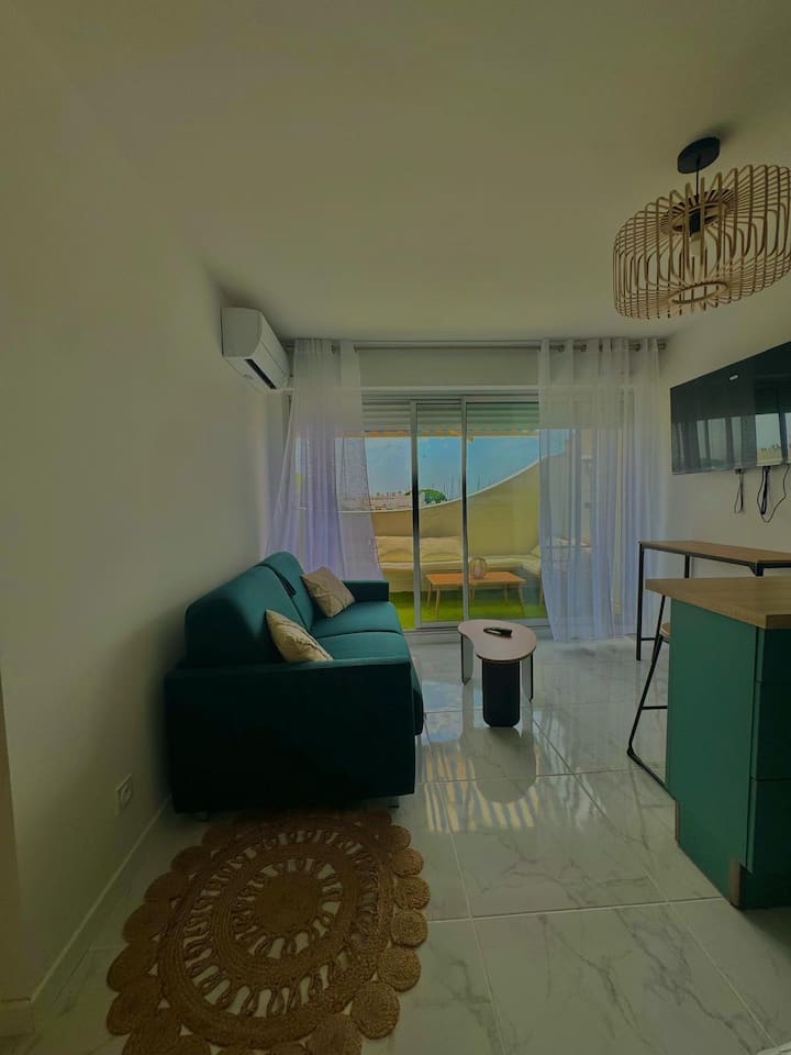 Studio Bord De Plage Et Tout Commerces à Pieds - Le Grau-du-Roi