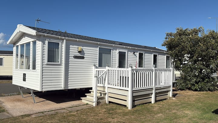 3 Bedroom Static Caravan At Lyons Robin Hood - Rhyl