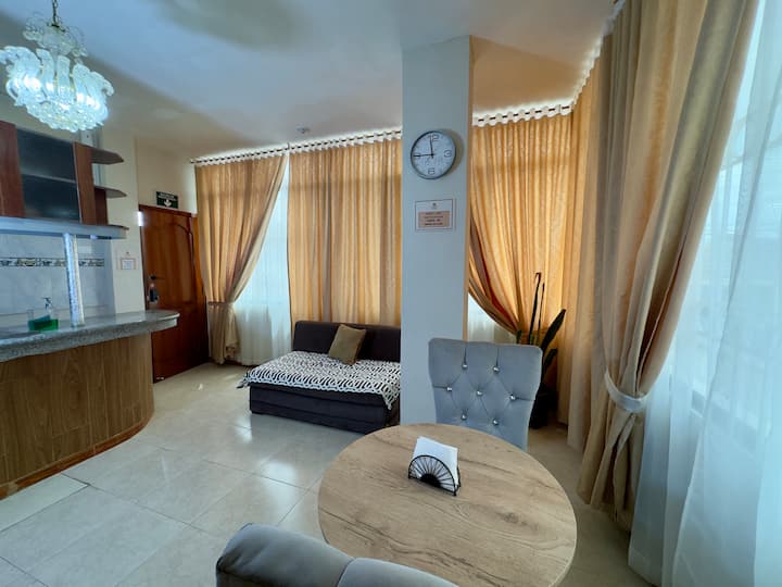“Pachay Home”
1 Habitación Departamento Familiar - Machala