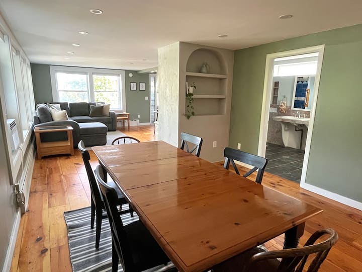 Sauna Spacious 2br New Listing Promo! - Portland, ME