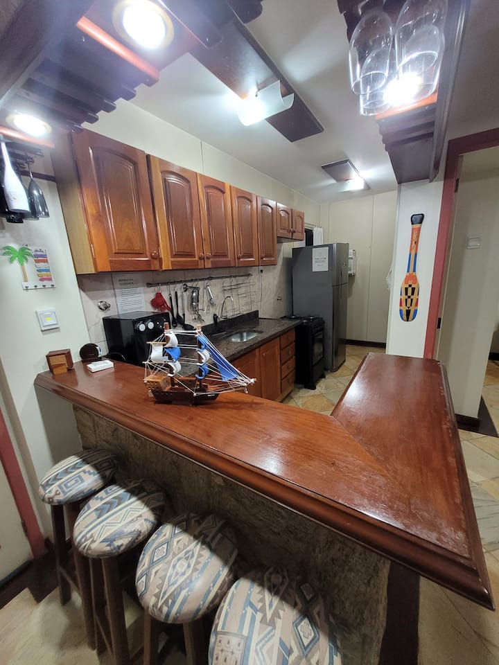 Apto Com Ar, Wifi, Garagem A 50metros Da Prainha - Arraial do Cabo