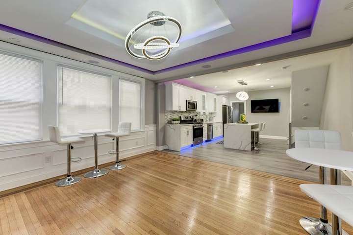 Ardelia’s Place/sleeps 10/4 Bdr - Upper Darby, PA