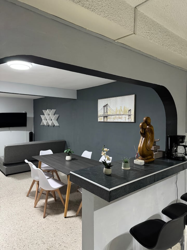 Con Amigos O Familia, ¡Acá Entran Todos! - Mexico City