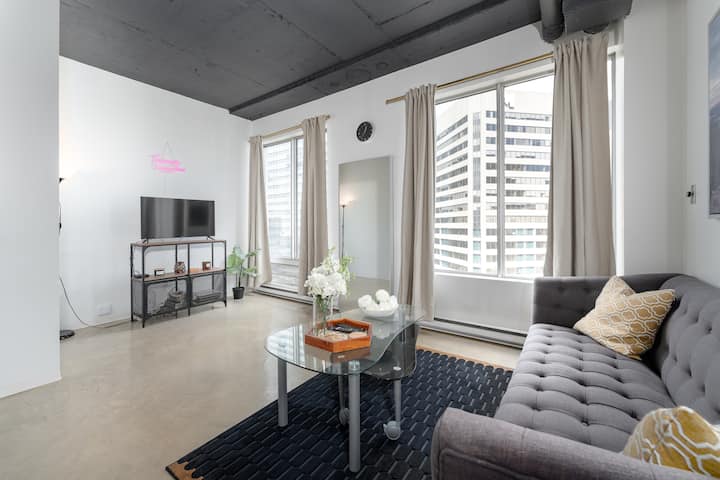 Sky Loft Downtown Edmonton - Alberta