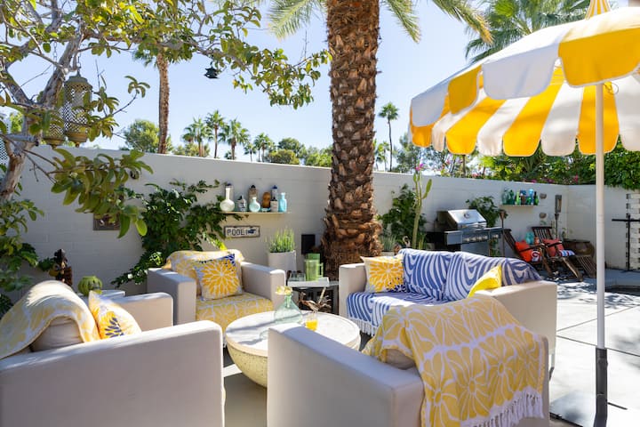 Racquet Club Escape With Private Pool & Spa - Palm Springs, CA