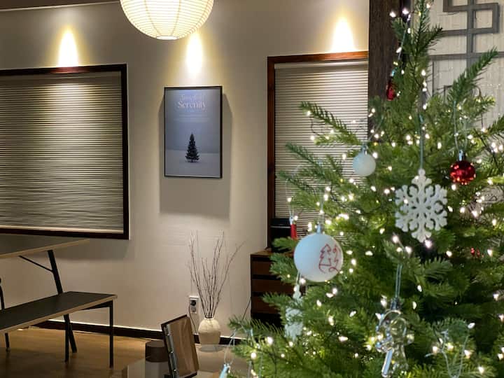 Private Hanok For 9 | Courtyard | 10 Min To Metro - Busan