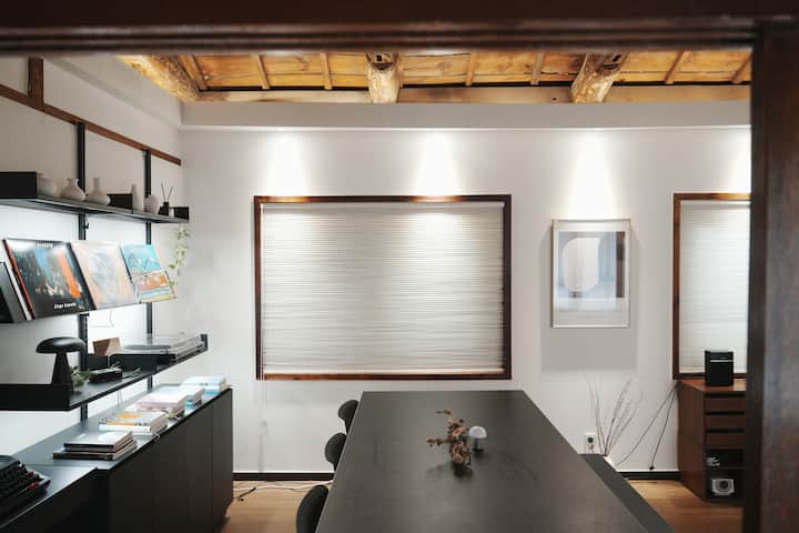 Private Hanok W/courtyard, 10 Min To Metro - Busan